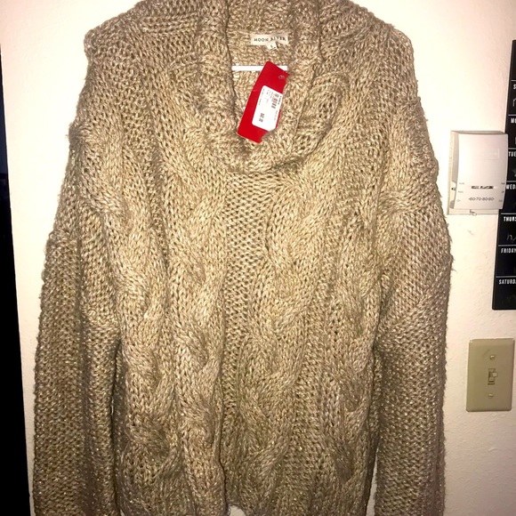 Moon River | Sweaters | Moon River Cable Knit Oversized Sweater | Poshmark